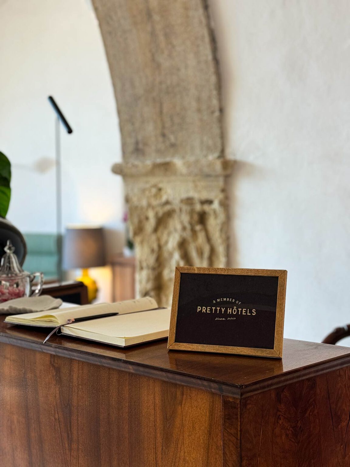 Pretty Hôtels: What does a Pretty Hôtel look like? - philosophy